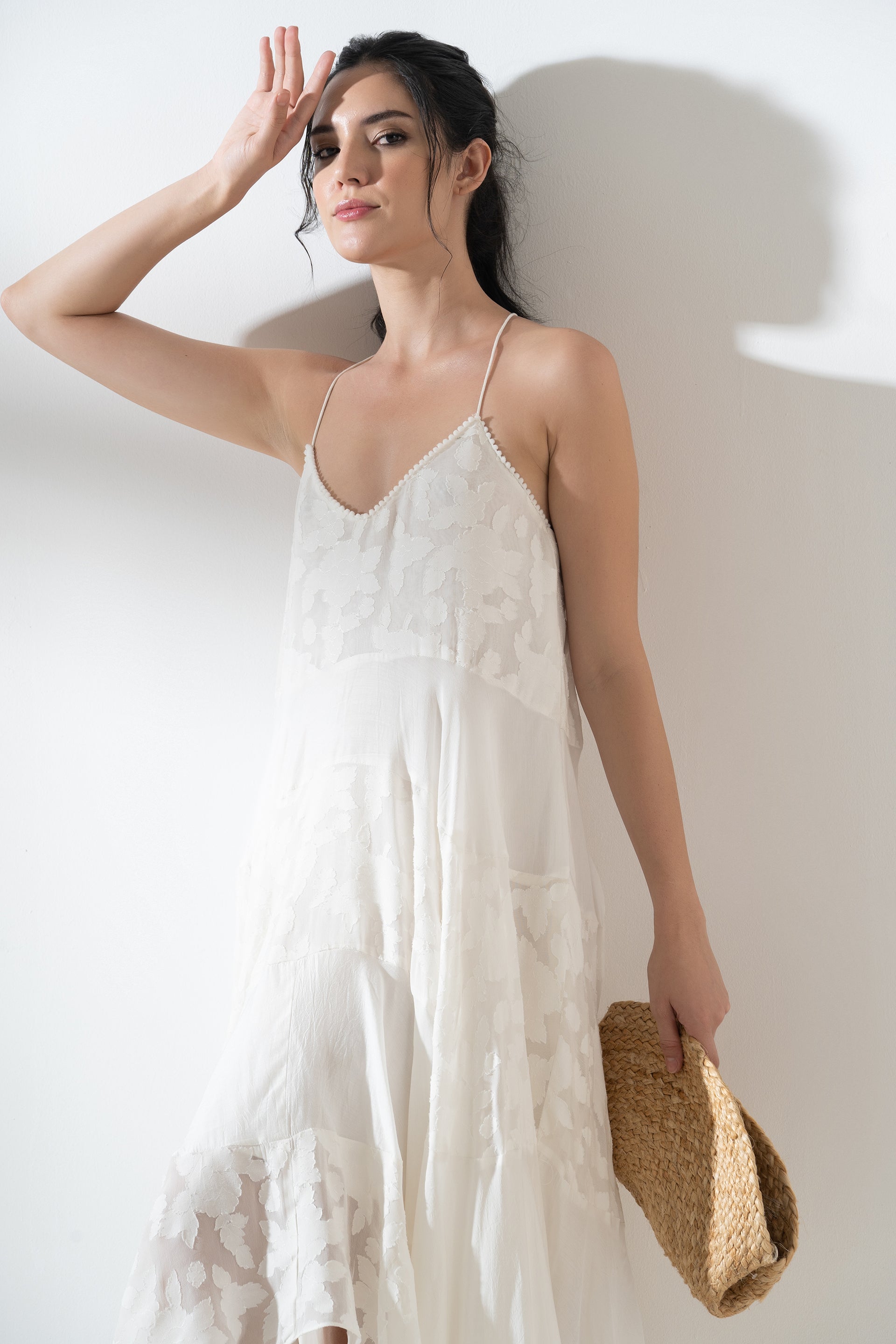Ivory Tales – D-AMRTA